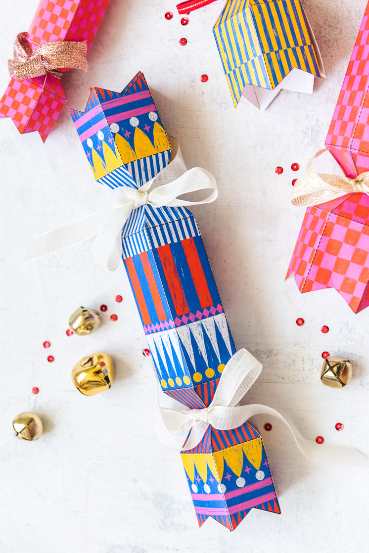 Patterned Christmas Poppers, PDF Printable - The House That Lars Built